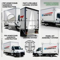 China Ventilation System Equipped FRP Honeycomb Dry Cargo Box with Panel Kit Assembly System for sale