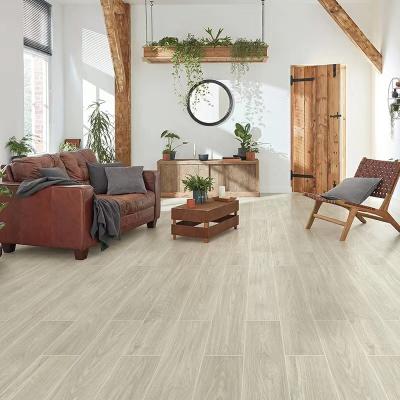 China Modern Porcelain Tile Flooring Wood Look Full Body Garden for sale