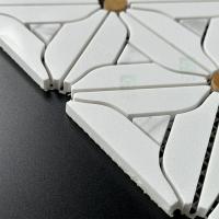 China Waterjet Flower Mosaic Floor Wall Tile 320x320mm Grade AAA for sale