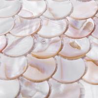 China Fan Shape Natural Shell White Pattern Mosaic Tile Mother Of Pearl Backsplash Wall Tile for sale