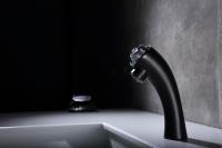 China Contemporary Bathroom Basin Faucets 1/2