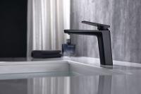 China Deck Mounted Bathroom Basin Faucets , Single Hole Basin Mixer Tap Faucet for sale