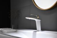China T&F Bathroom Basin Faucets , Chrome Brass Single Hole Basin Mixer Tap for sale