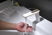 China T&F Bathroom Basin Faucets , Chrome Brass Single Hole Basin Mixer Tap for sale