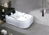 China Indoor White Acrylic Jacuzzi Corner Bathtub  2 Skirted Air Bubble for sale