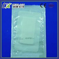 China Non Woven Medical Gauze Eye Pad Sterile Adhesive Dressing 4cm x 5cm CE FDA for sale