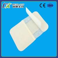 China Medical White Transparent Waterproof IV Wound Dressing 10x10cm Silicone Foam for sale