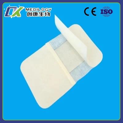 China Medical White Transparent Waterproof IV Wound Dressing 10x10cm Silicone Foam for sale
