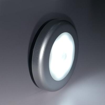 China Battery Operated LED Sensor Night Light Automatically Turn On Off Function for sale