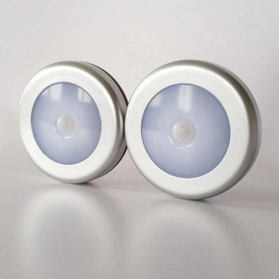China Round Six Night Light Lamp / Small Automatic Night Light With Sensor for sale