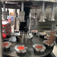 China Drink Water Bottle Labeling Equipment OPP Circle Hot Melt Glue Labeling Machine for sale