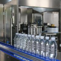 China 24000BPH Bottle Labeling Equipment Opp Hot Melt Labeling Machine Full Automatic for sale
