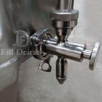China Round Bottom 1 Layer Liquid Mixing Tank Heated Mixing Vessel CIP Spraying Ball And Anti Foam Outlet for sale
