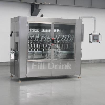 China 24 Nozzles Piston Filling Machine 5500BPH SS304 Piston Filling Equipment for sale
