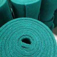 China Green Non Woven Abrasive Roll Sandpaper 15mm 80 Grit For Metal Wood for sale