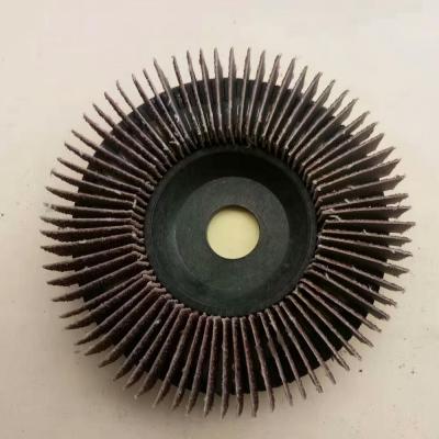 China Curved 320 Grit 40 Grit Flap Wheel Disc Aluminium Oxide For Metal Custom for sale