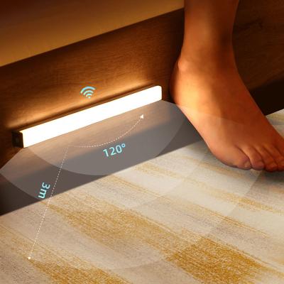 China 450MAH 7.2W Motion Sensor Wireless LED Night Lights For Bedroom Staircase for sale