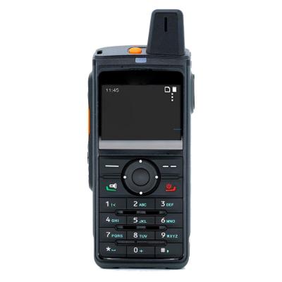 China Hytera PNC380 Walkie Talkie IP67 Waterproof 4000mAh Battery 16 Channel GMRS for sale
