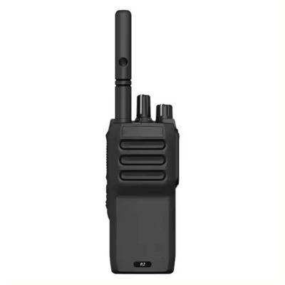 China Mo-To R2 IP55 Waterproof Noise Reduction Long Range 4W 5W 1W Two Way Radio Walkie Talkie for sale