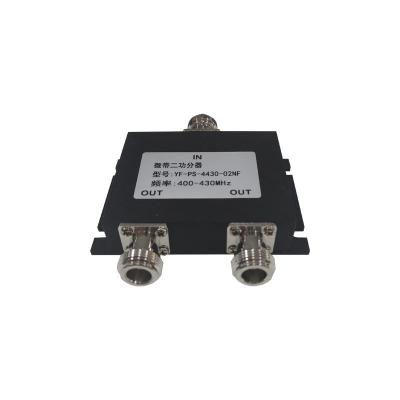 China Microstrip Two-Way Power Divider 400-470MHz N Female 300W 50 Ohm Indoor for sale