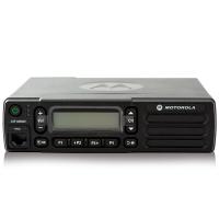 China Motorola XiR M6660 DMR Vehicle Radio 6W 256 Channel VHF UHF Transceiver for sale