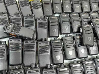 China Kirisun UP305 DMR Portable Two-Way Radio 256 Channels 5W UHF Walkie Talkie 2000-2500mAh Battery for sale
