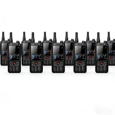 China 3G 4G PTT Walkie Talkie 3500mAh Battery 15km Range GPS WiFi Two Way Radio for sale