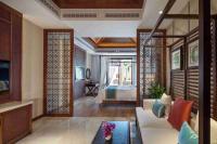 China ISO14001 Classic Style Bedroom Furniture  Living Room Sofa Set Dustproof for sale