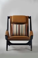 China Metal Legs Luxury Customizable Furniture Wood Material Matte for sale