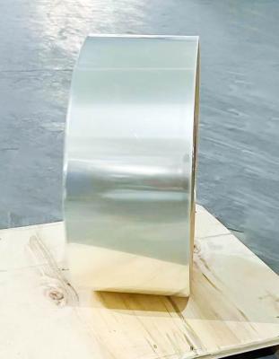 China Normal Sticky Roll Label Materials 30μ Paper Thickness  Transparent BOPP Film for sale