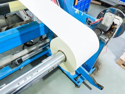 China Ordinary Sticky  Coated Paper Roll  Label 80g Surface Thickness for sale