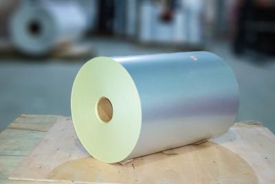 China Ordinary Sticky Kraft Self Adhesive Sticker Paper Roll Label Oil Glue SGS Certified for sale