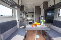 China 100km/H Camper Van RV Motorhome Rv Camper Van Adventure Camper Van Electric for sale