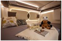 China Electric Camper Van RV Motorhome Travel Camper Vans Family Camper Van for sale