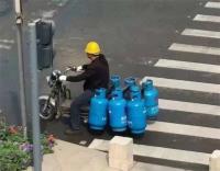 China Black Electric Two Wheeler Bike Electric 2 Wheeler Electric Scooter 2 Wheeler for sale