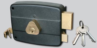 China Rim Door Lock Surface Mounted A Grade Iron Simple Installation Compatibility with Strike Plate for sale