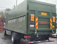 China 1500Kg Loading Hydraulic Tail Lift Lorry Tailgate Lift Steel Platform 2KW for sale