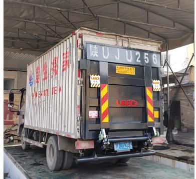 China Lorry / Van Hydraulic Tailgate Lift With Loading Capacity 1000kg for sale