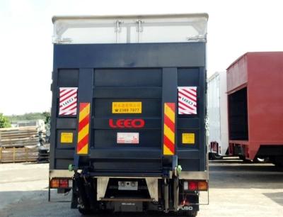 China Double cantilever steel tailgate lift black, steel platform with voltage 24V 3KW for sale