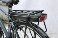 China 36V 250W Mid Drive Electric Bike 700C Tires 10.4Ah Battery Front Suspension for sale