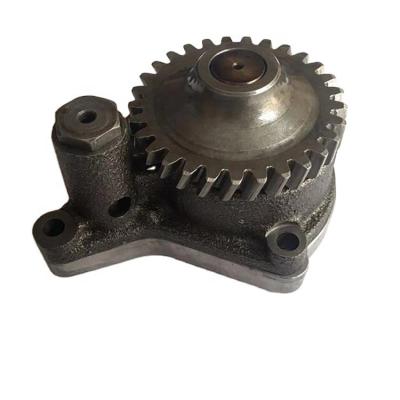 China Diesel Engine Oil Pump A2300 4901216 Lubricating Pump Spare Parts 12 Month Warranty for sale
