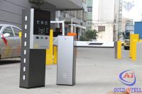 China Access Control System Automatic Over Heat Protection Boom Barrier Gate With Long Life And Card Reader for sale