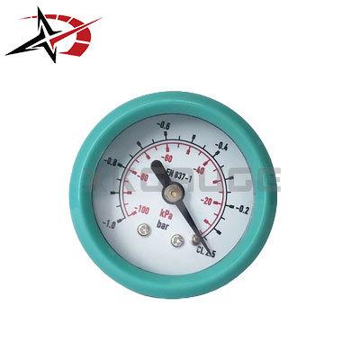 China 40mm Vacuum Pressure Gauge 1 Bar Plastic Case Compact Center Back Mount Pressure Gauge for sale