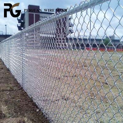 China Easily Assembled High Quality Chain Link Fence With Barbed Wire Chain Link Fence For Sale for sale