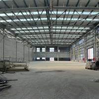 China Renowned Design: Low-Cost Prefabricated Steel-Frame Cattle Barn and Livestock Facility (Featuring Solar Panels) for sale