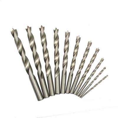 China HSS Brad Point Drill Bit DIN338 Fully Ground Bright Finish for sale