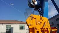 China Impact rock crusher Equipment for Concrete Industries 140 - 200 t/h for sale