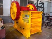China High Strength Stone Jaw Crusher for Road and Bridge Crushing 50-160t/h for sale