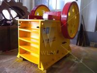 China High Strength Stone Jaw Crusher for Road and Bridge Crushing 50-160t/h for sale