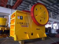 China High Strength Stone Jaw Crusher for Road and Bridge Crushing 50-160t/h for sale